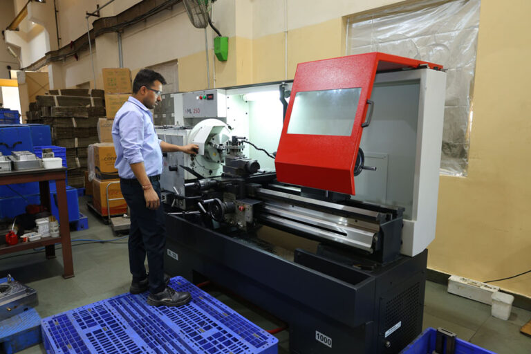 Mould Manufacturing – Moldman Precisions